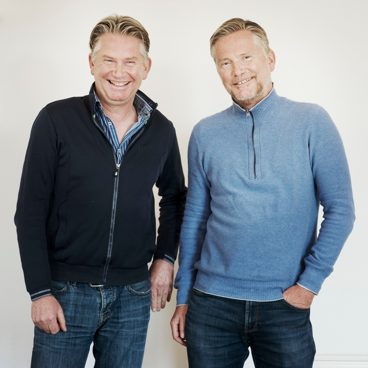 Tweelingbroers Peter en Erik groeiden gescheiden op: "Alsof ik plots in ...