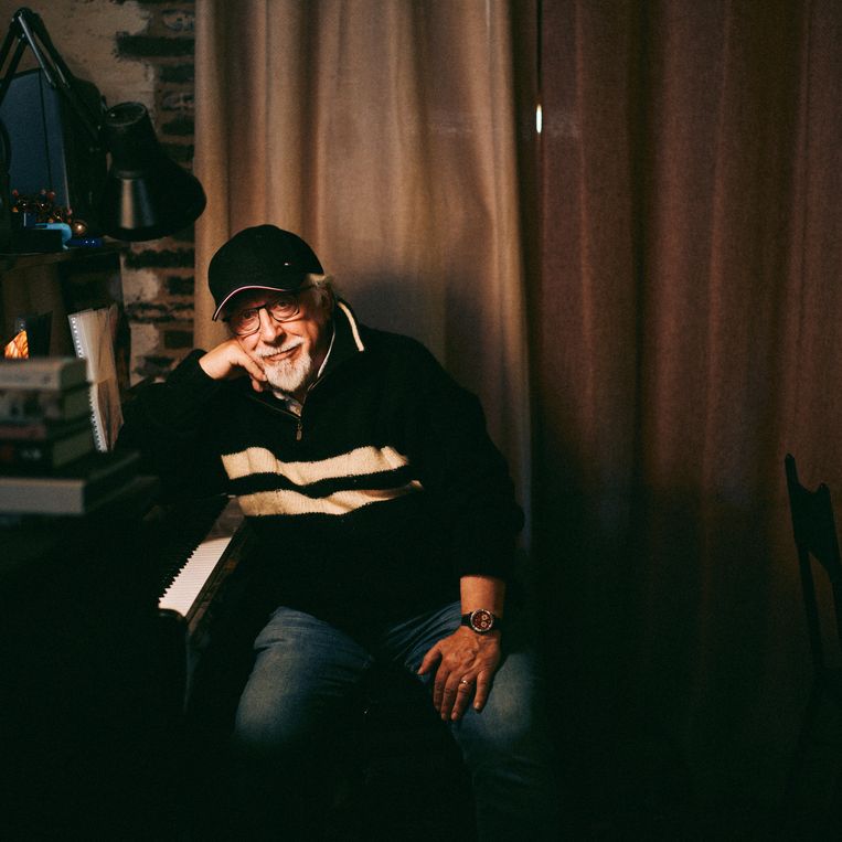 ‘Al mijn geld is op. Ik ben zakelijk echt een nul’ | De Morgen