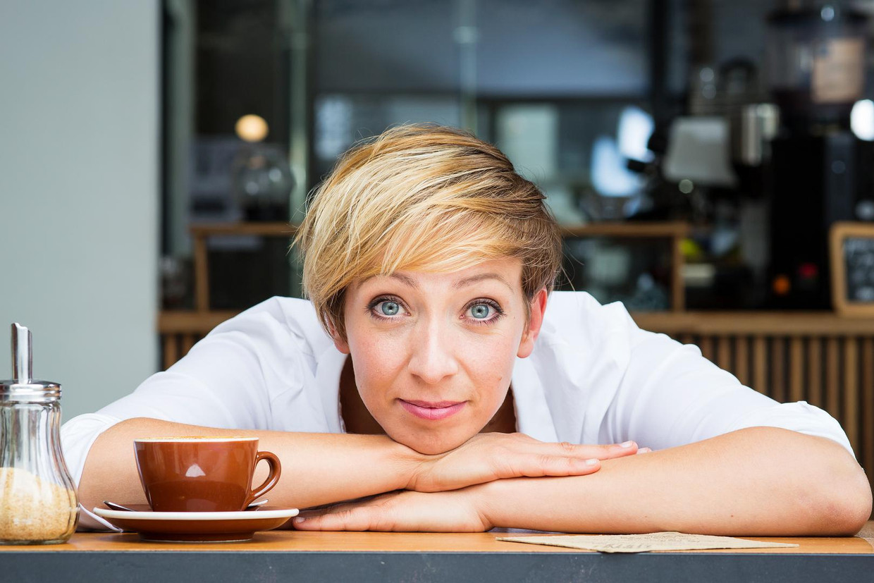 Sofie Lemaire lost Annemie Peeters af in de voormiddag van Radio 1