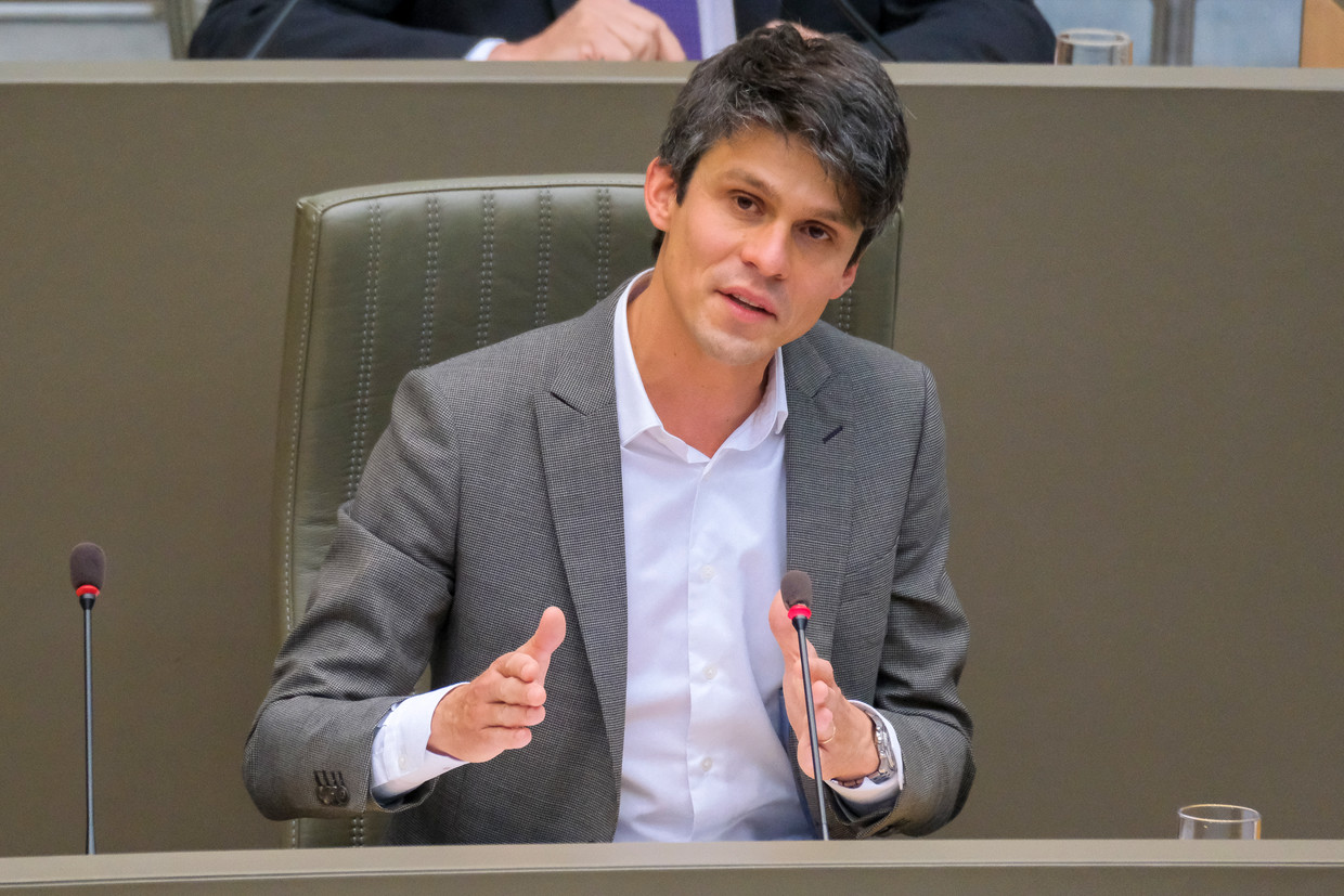 Minister Dalle krijgt petitie voor meer Vlaamse gedubde jeugdseries