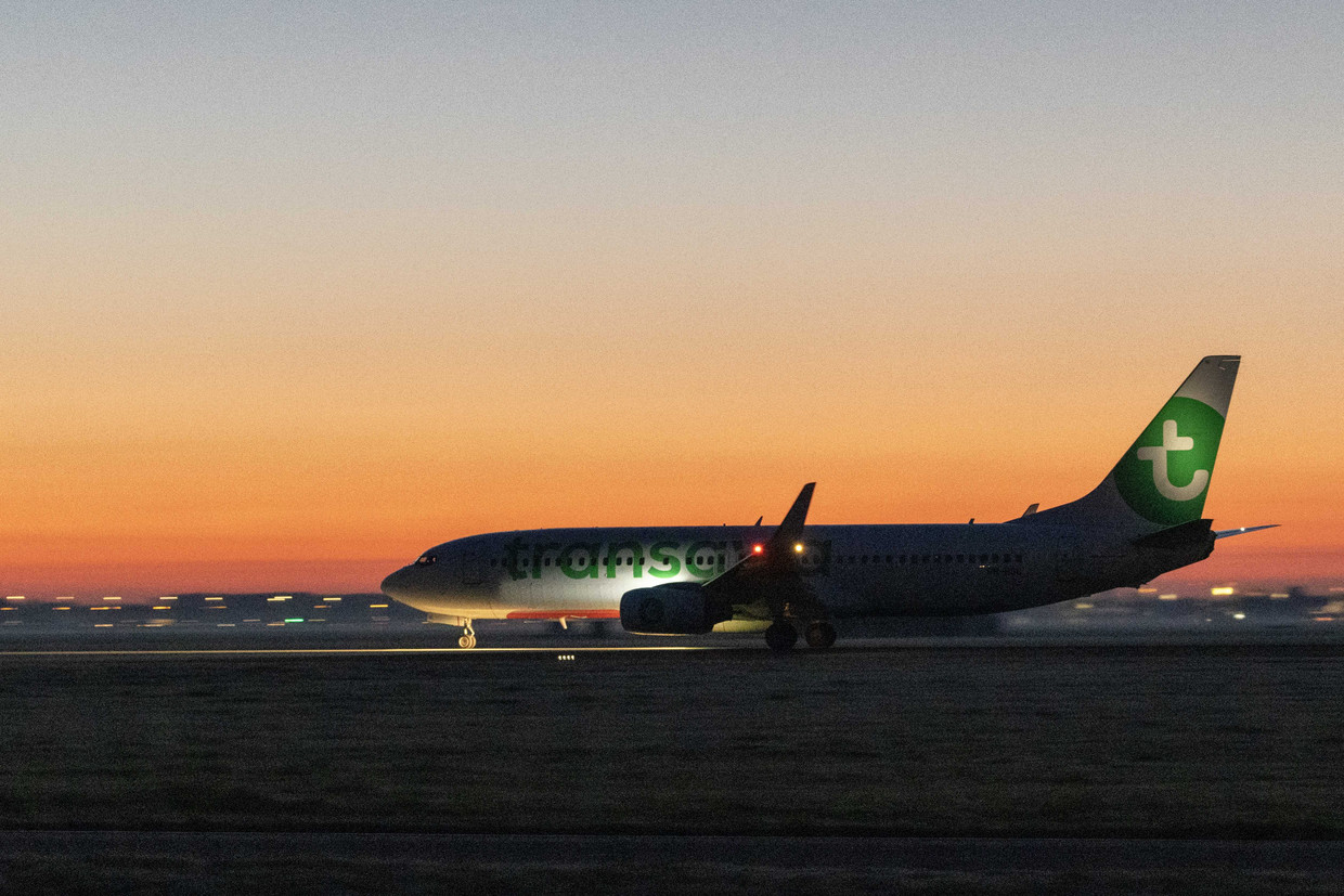Transavia komt vliegtuigen tekort: reizen van 50.000 passagiers ...