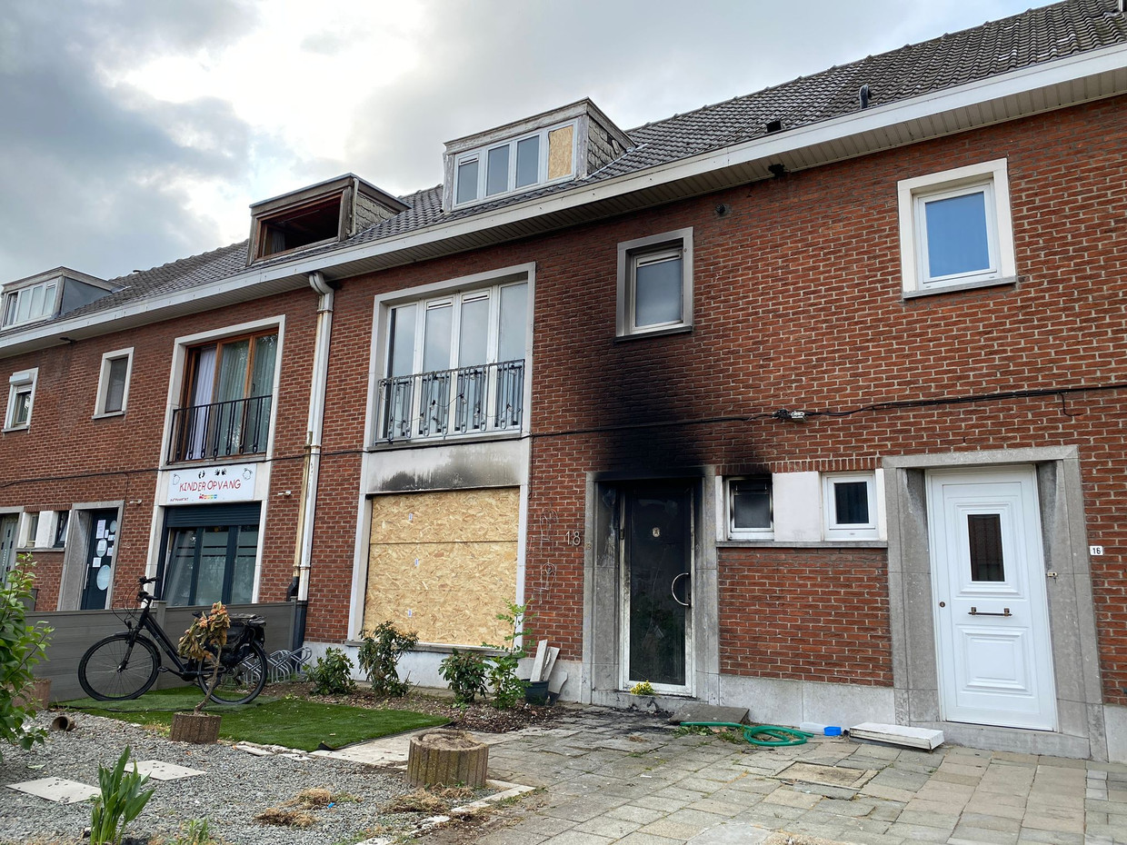 Politie verhoort vader van omgekomen kinderen bij brand in Puurs-Sint ...