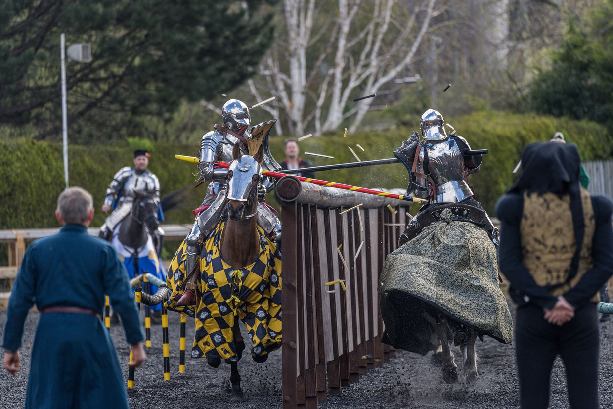 Terug naar de middeleeuwen: ridders strijden om het erezwaard