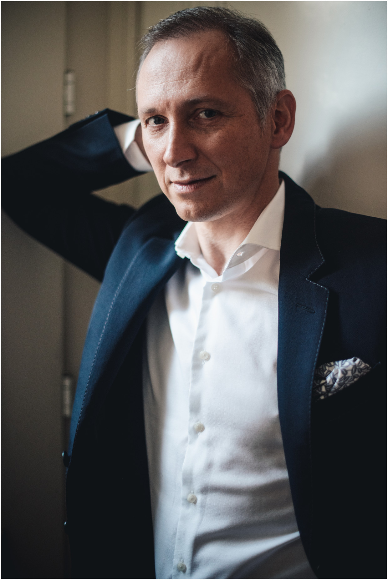 ‘Ik werd paranoïde van dat haarstukje’: Helmut Lotti (50) maakt de ...