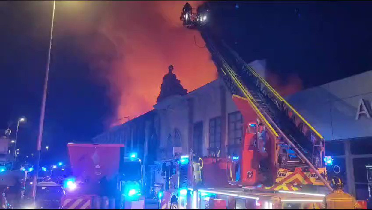 Brand in Spaanse nachtclub: al zeker 7 doden en nog 8 mensen vermist