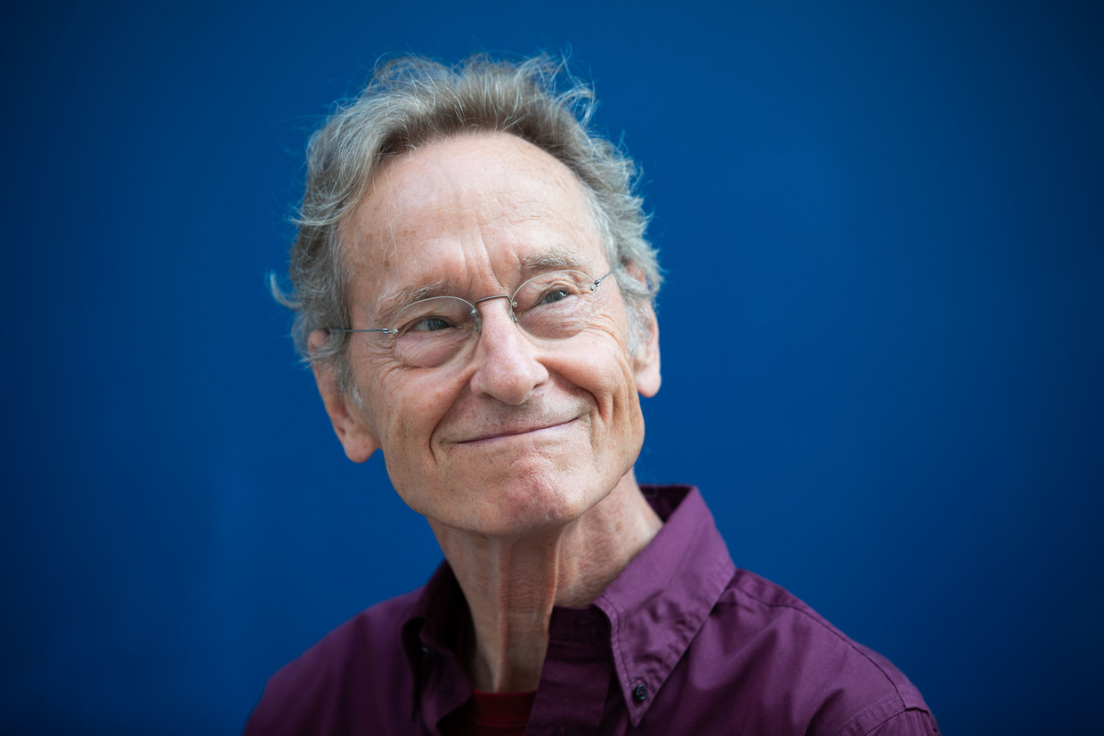 Bernhard Schlink onderzoekt de aantrekkingskracht van extreemrechts op ...