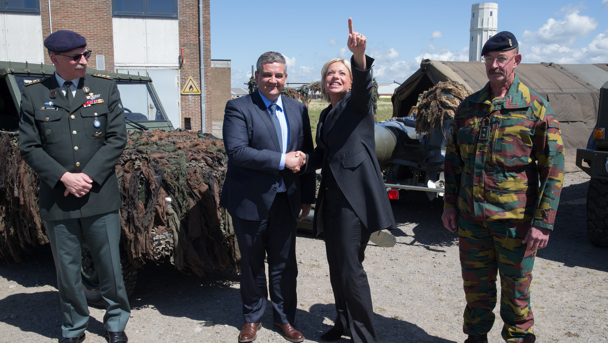 "Opvang militaire basis in Lombardsijde is onwettelijk" | De Morgen