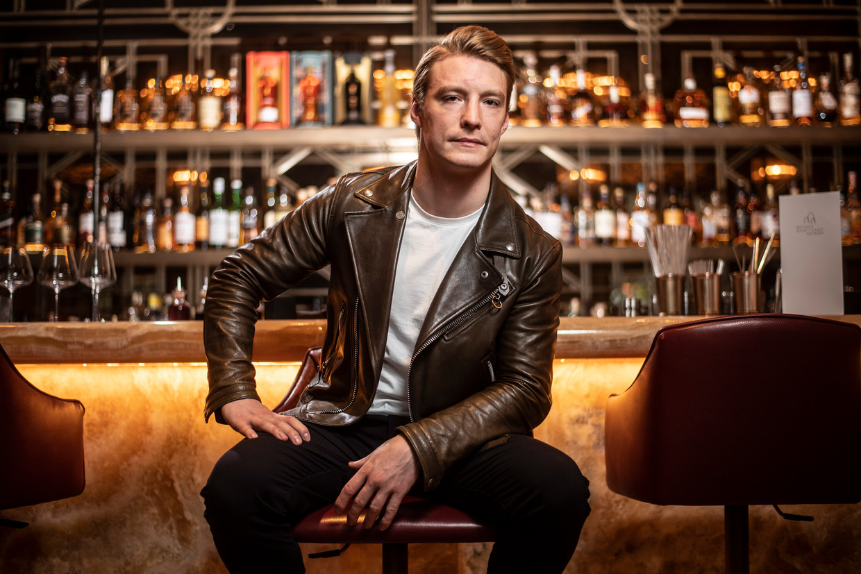 Joshua Van der Aa (‘The Sky Is the Limit’): ‘Uiteraard leef ik in een ...