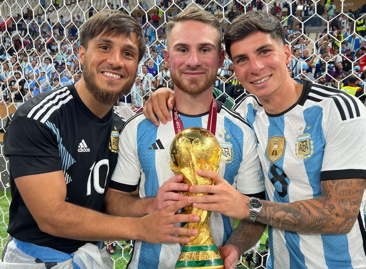 Een telg uit de Argentijnse voetbaldynastie Mac Allister strijkt neer ...