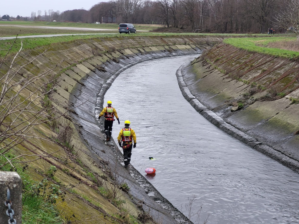 Fiets van vermiste vrouw (25) gevonden in Zenne bij sluis in Zemst