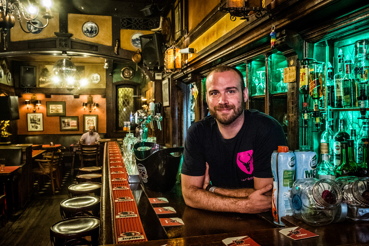 Uitbater Brusselse homobar ziet homofoob geweld toenemen: "Hoe vaak ...