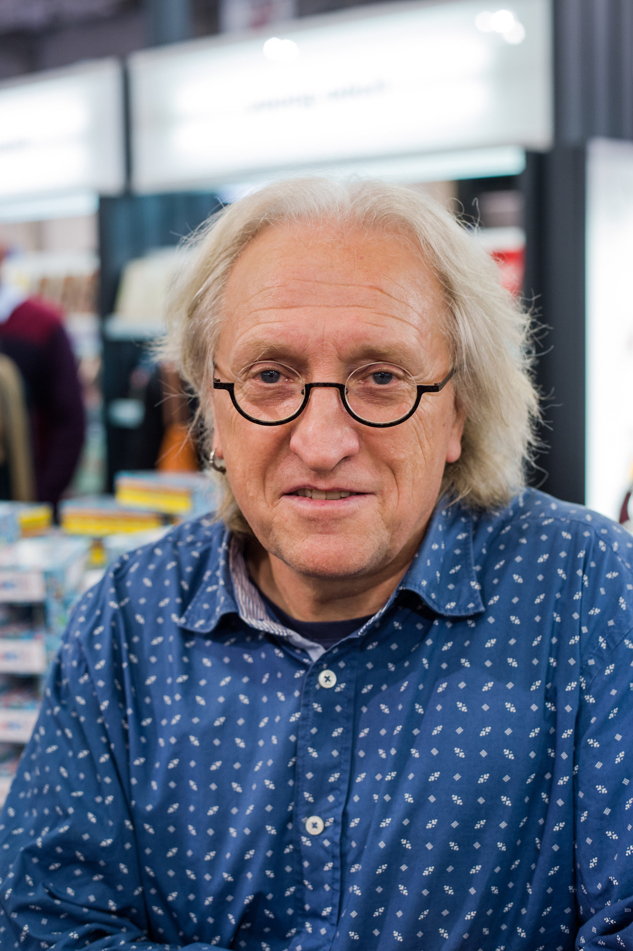 Elk derde leerjaar in Vlaanderen krijgt boek van Marc De Bel over zwerfvuil