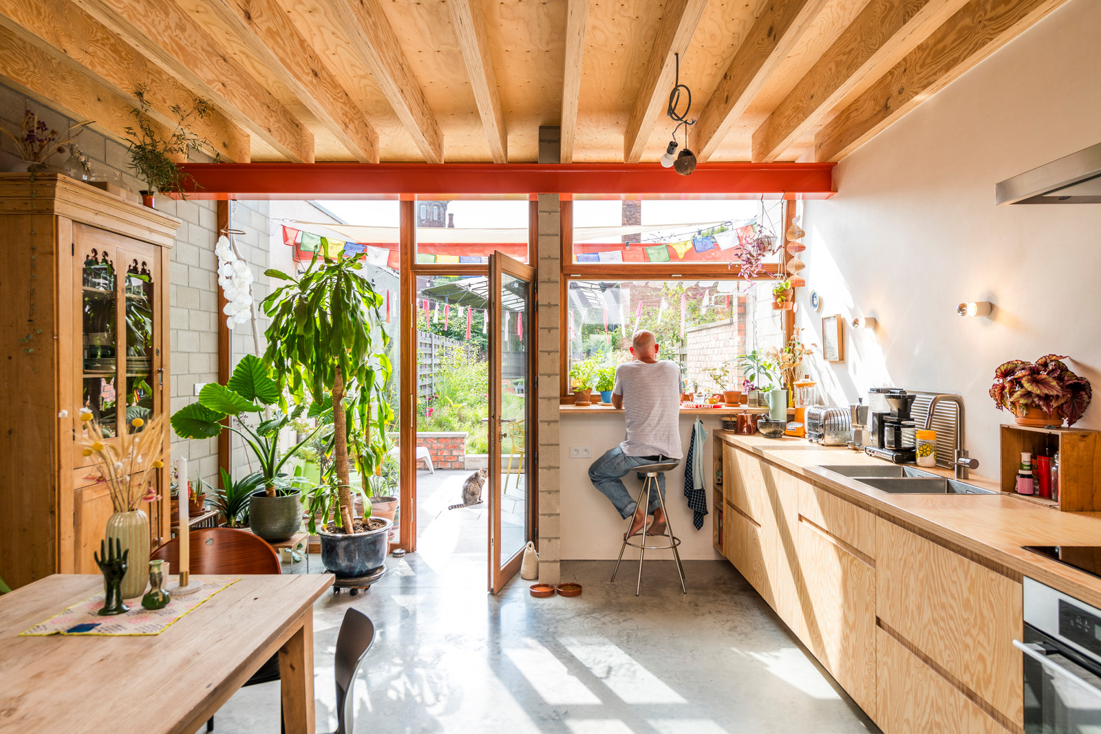 Binnenkijken in een rijhuis met rock-’n-roll in de Brugse Poort