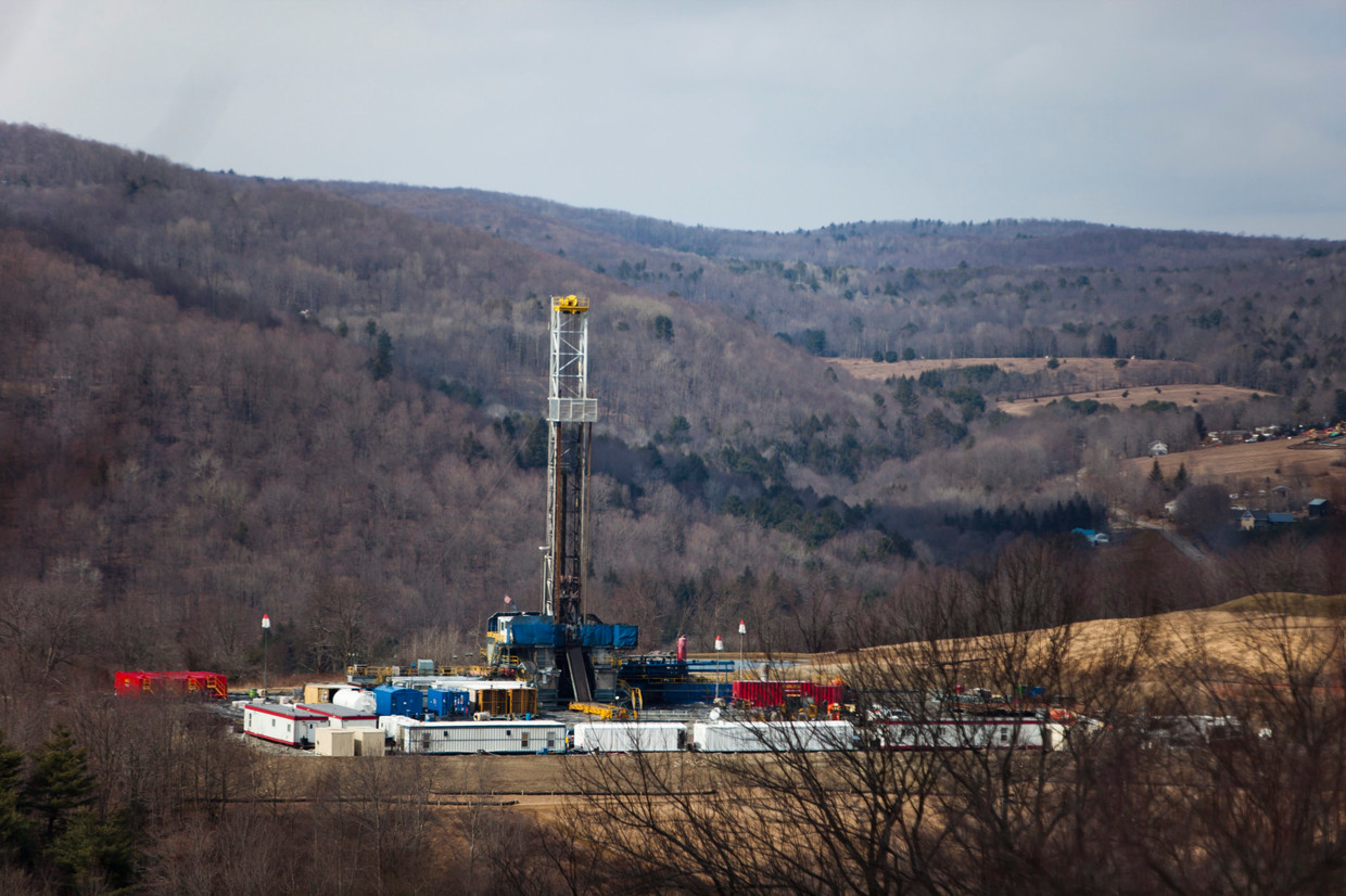 Niet wachten op opdrogen oliebronnen om in groene stroom te investeren