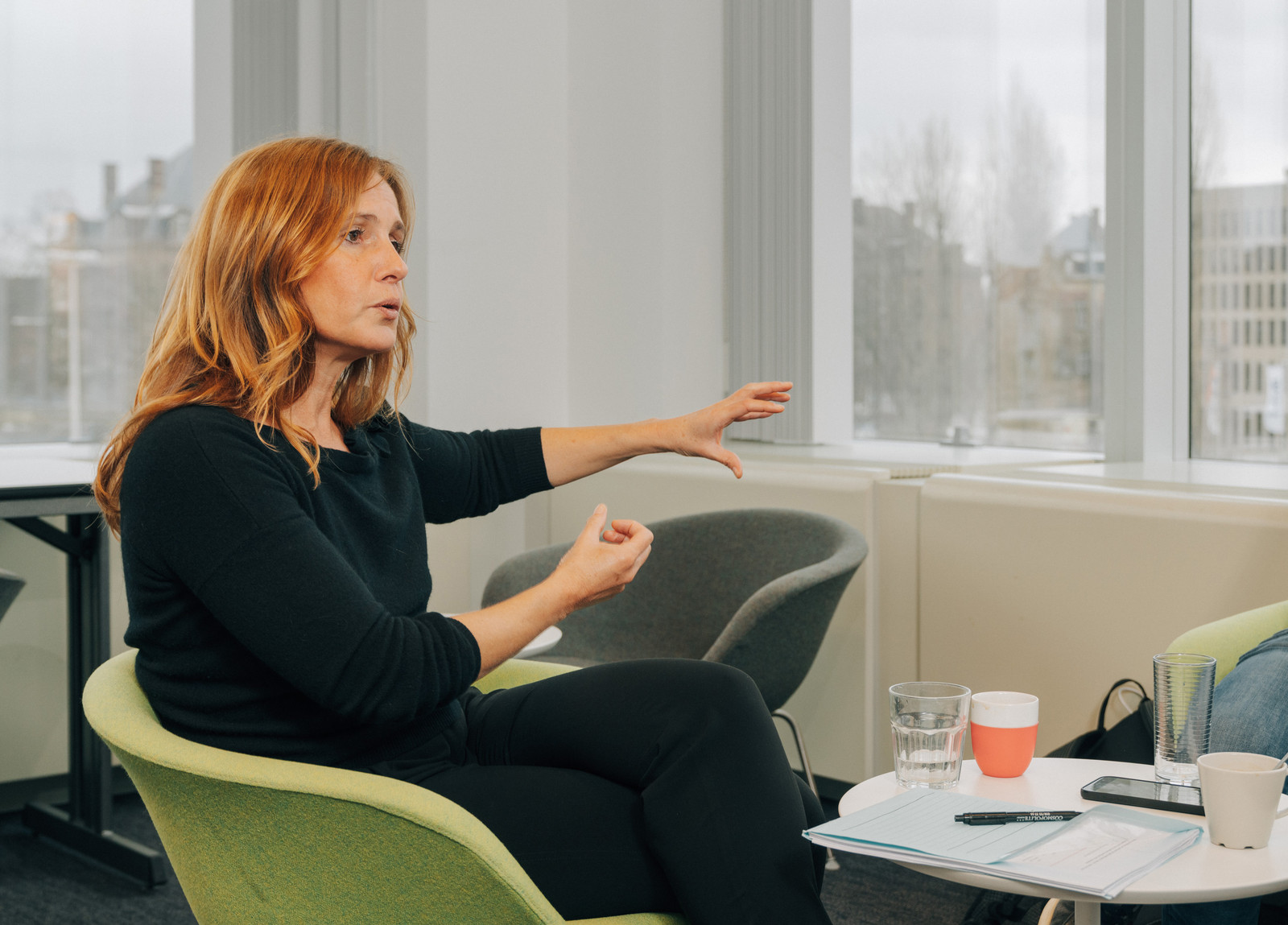 Karen Celis, coördinator gelijkheidsbeleid aan VUB, wil niet zwijgen na ontslag prof: ‘Ik kan en ...