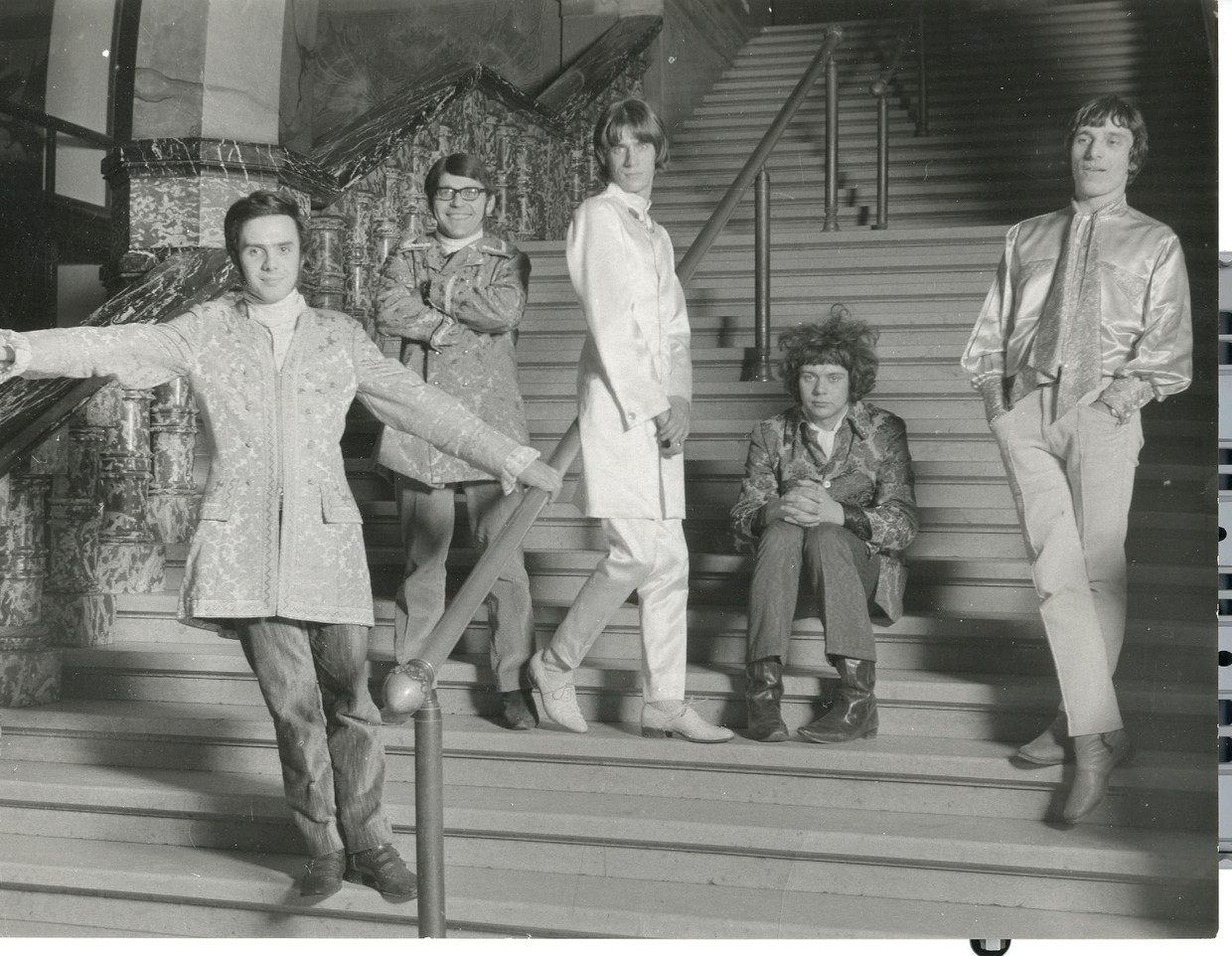 Luc Smets, zanger en toetsenist van The Pebbles, overleden op 76-jarige ...