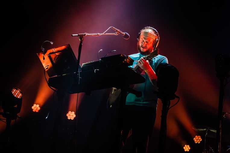 Wie had gedacht dat Bon Iver een man van Sportpaleizen en ...