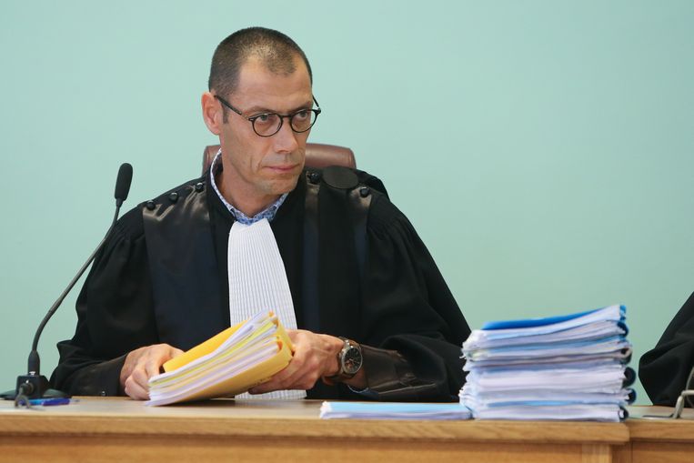 Is een robot als rechter daadwerkelijk objectiever? | De Morgen