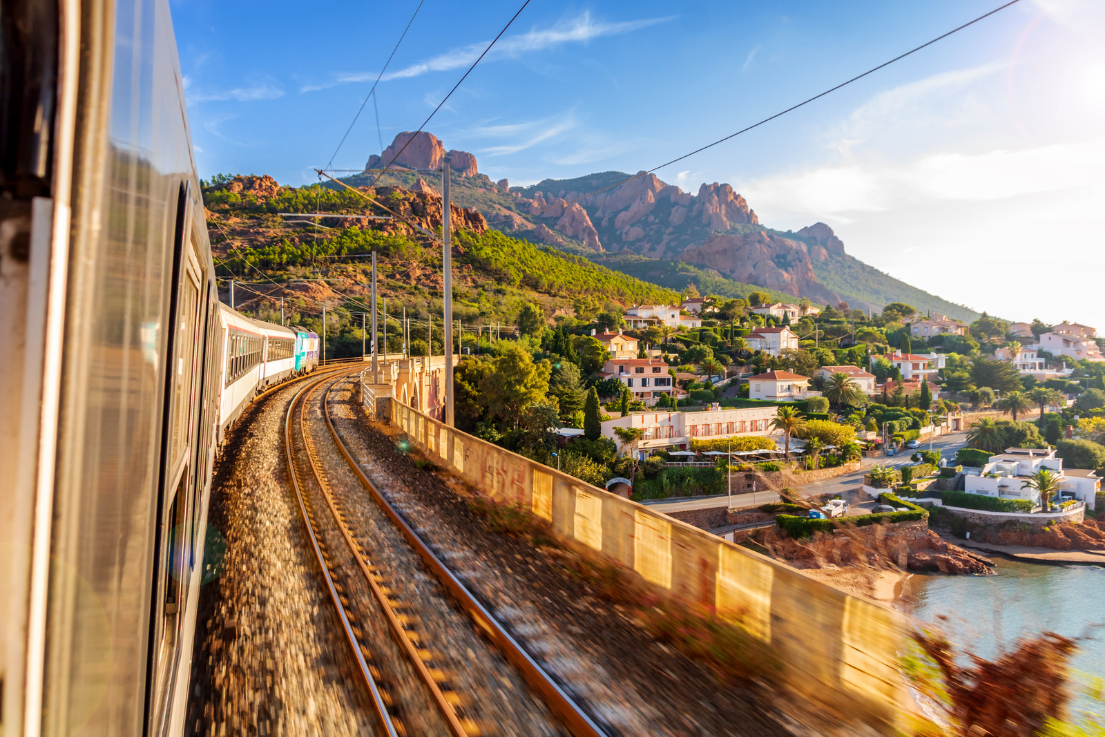 Ontbijten op de Promenade des Anglais? Met de Blauwe Trein reis je in ...