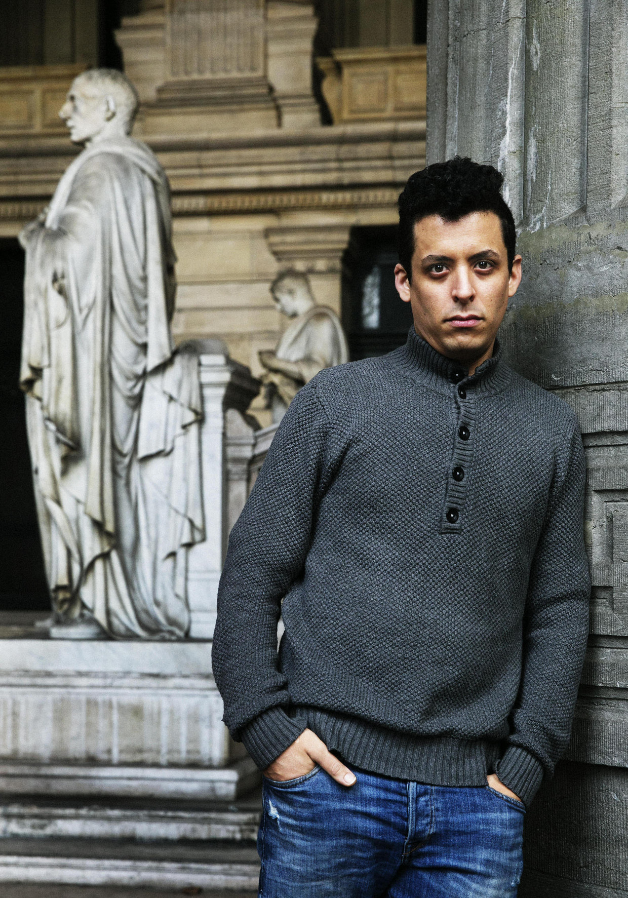 Goeroe Robert Spatz: biowinkelier, sekteleider, slavendrijver