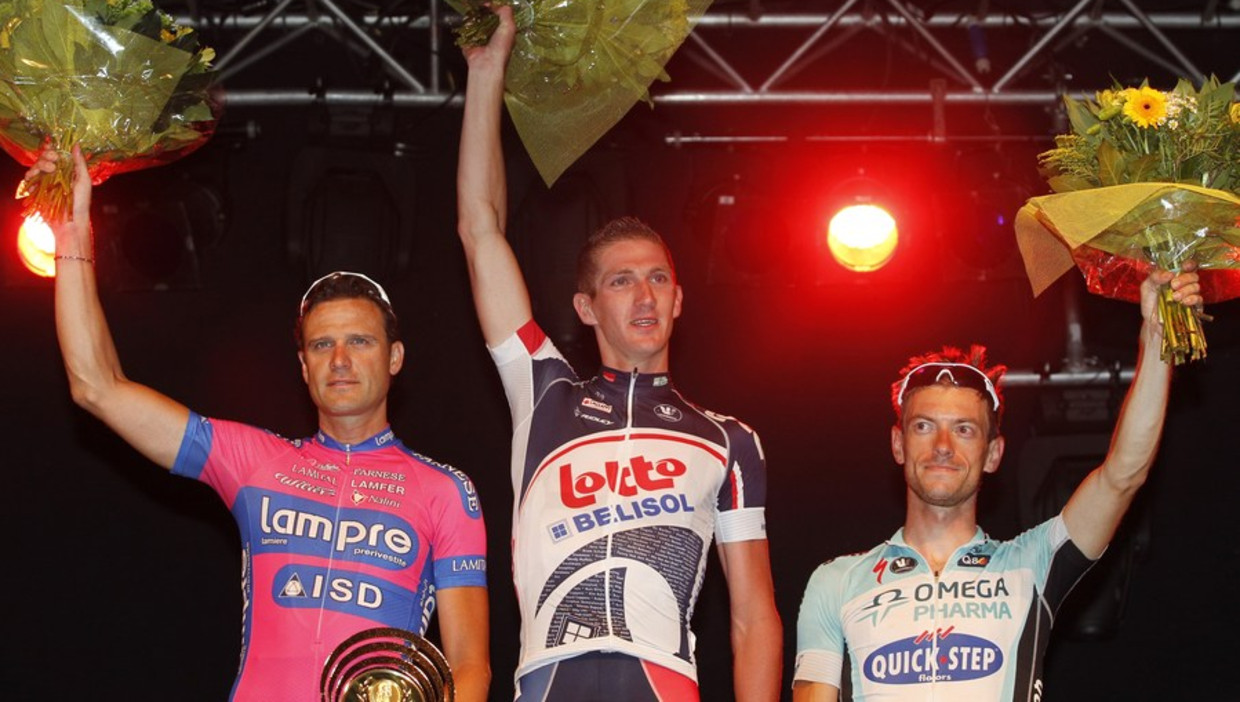 Jurgen Van den Broeck wint in Herentals, pakkende hulde voor Rob Goris