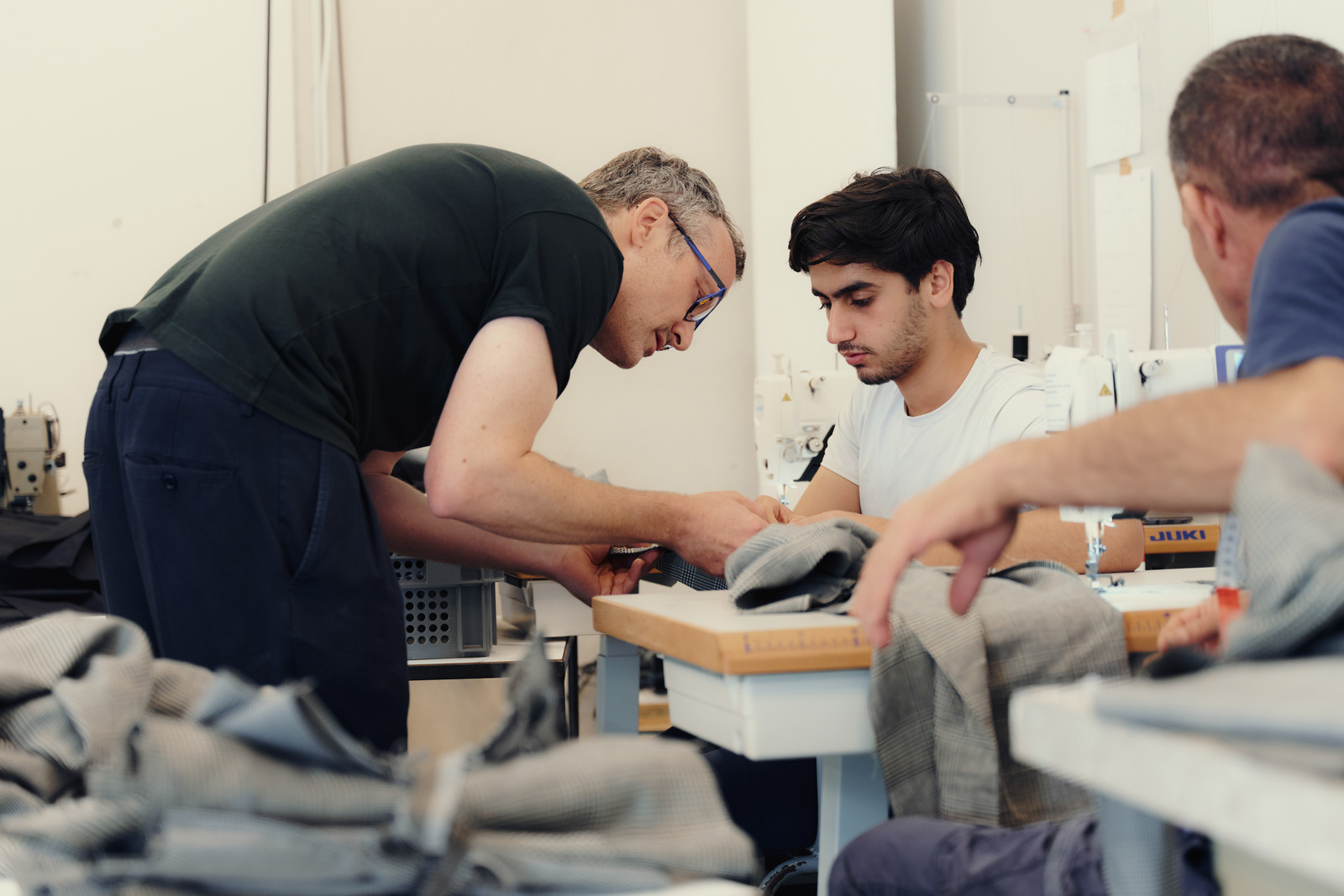 ‘Dat men hen profiteurs noemt, gaat er bij mij niet in’: Tim Van ...