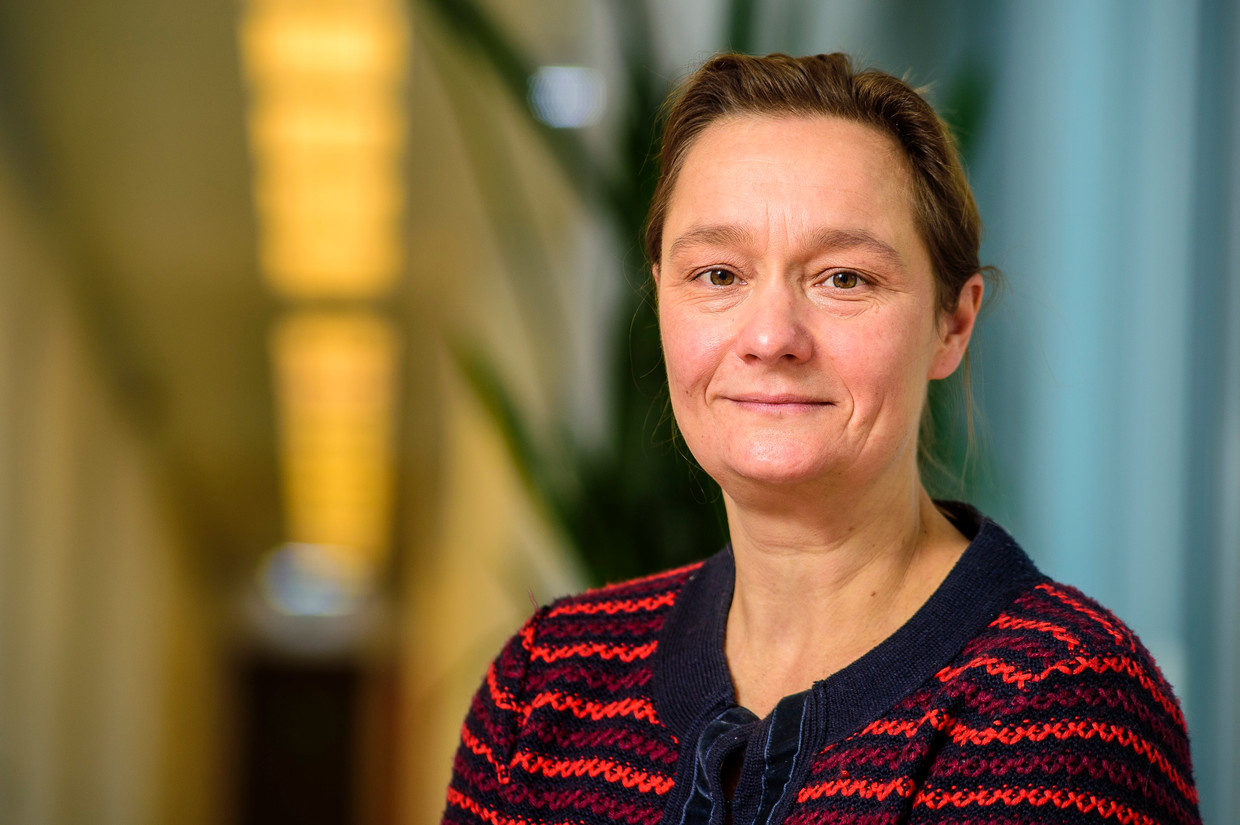 Erika Vlieghe: ‘We waren beter wat langer in code oranje gebleven’