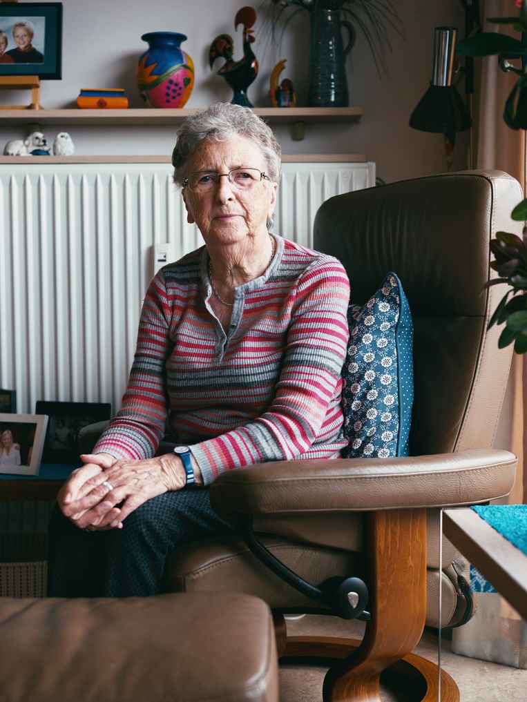 Marie-José verloor haar vrienden van de kaartclub: ‘Dit is erger dan de ...