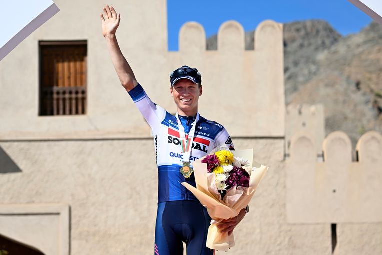 Mauri Vansevenant wint slotrit met aankomst bergop in Ronde van Oman ...