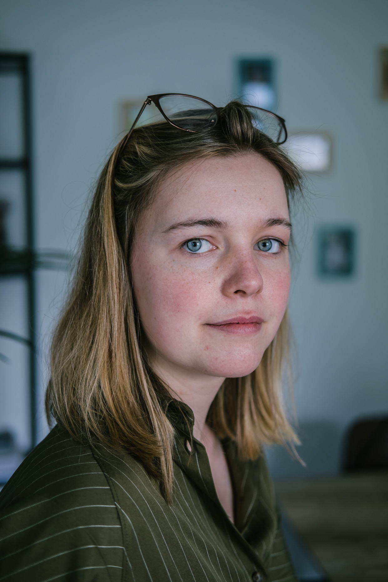 Lore werd op haar vijftiende verkracht: ‘Er breekt iets. Je lichaam, je ...