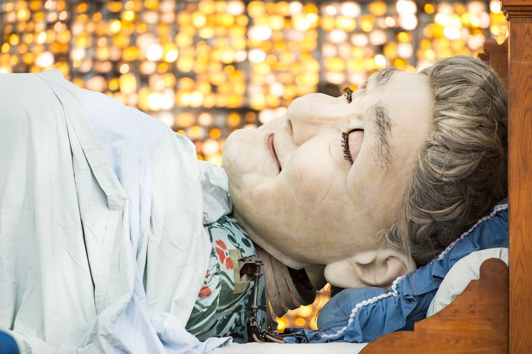 De Reuzen van Royal de Luxe nemen hun hond mee naar de Zomer van Antwerpen