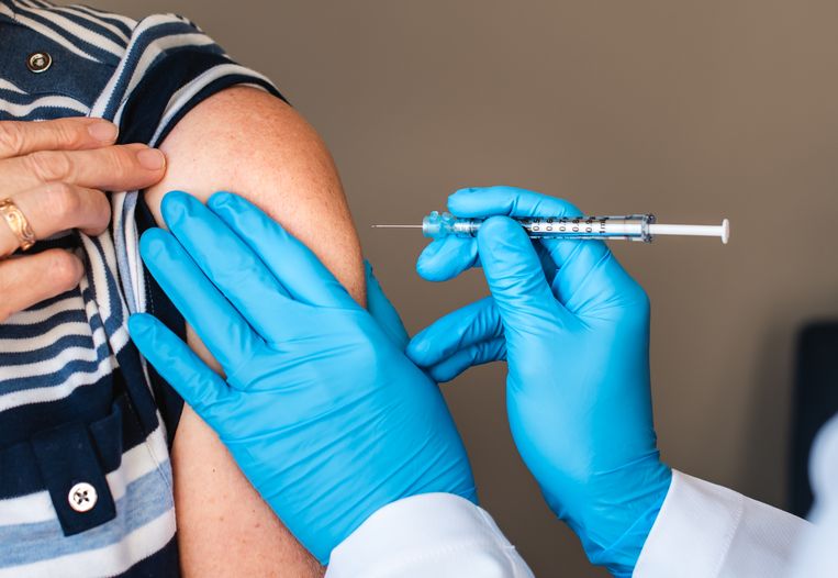 Oudere generaties hebben meer vertrouwen in vaccins dan jongere mensen