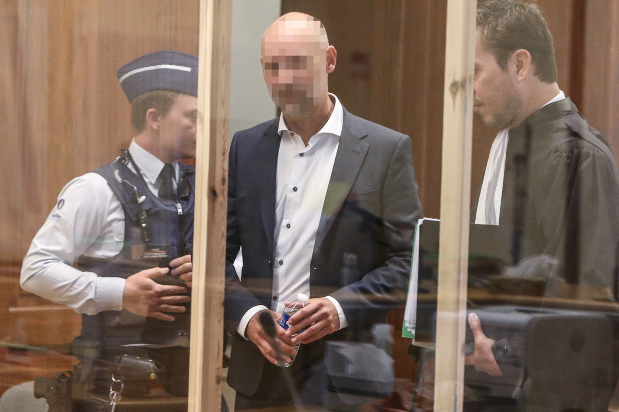 Ooit beschermde hij prinses Elisabeth, nu staat oud-lijfwacht Peter ...