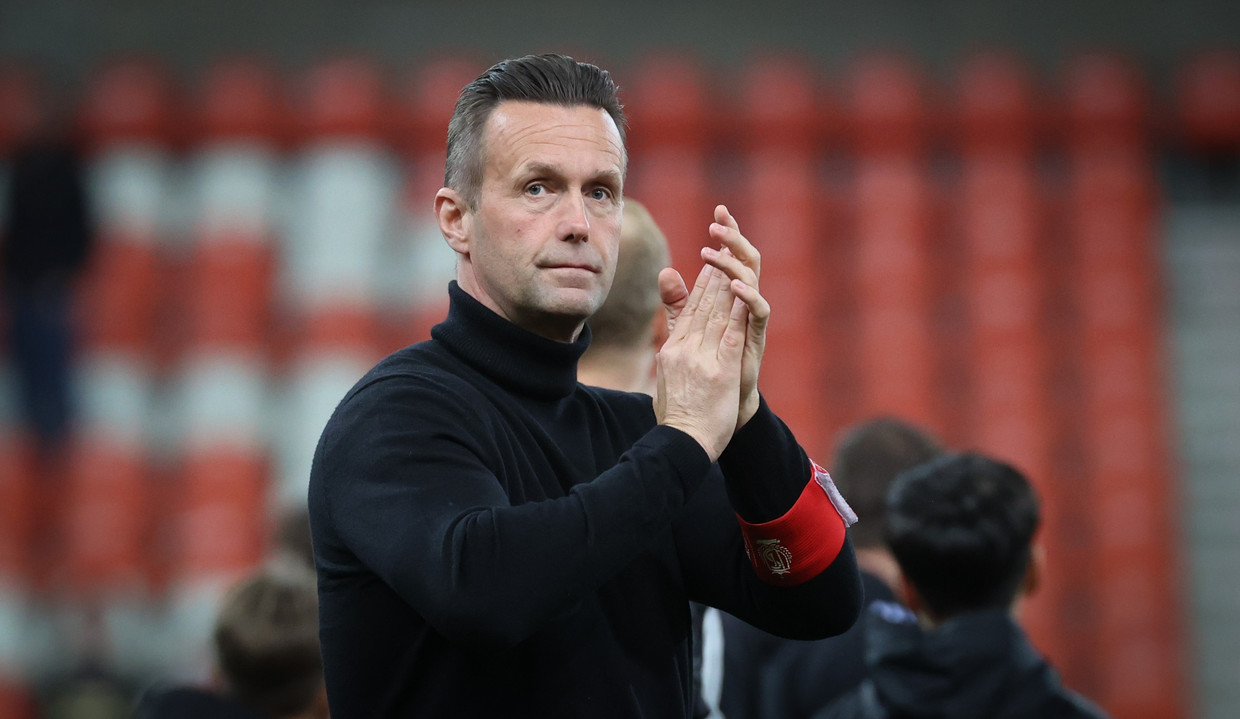 Ronny Deila op weg naar Club Brugge, onderhandelingen met Standard ...