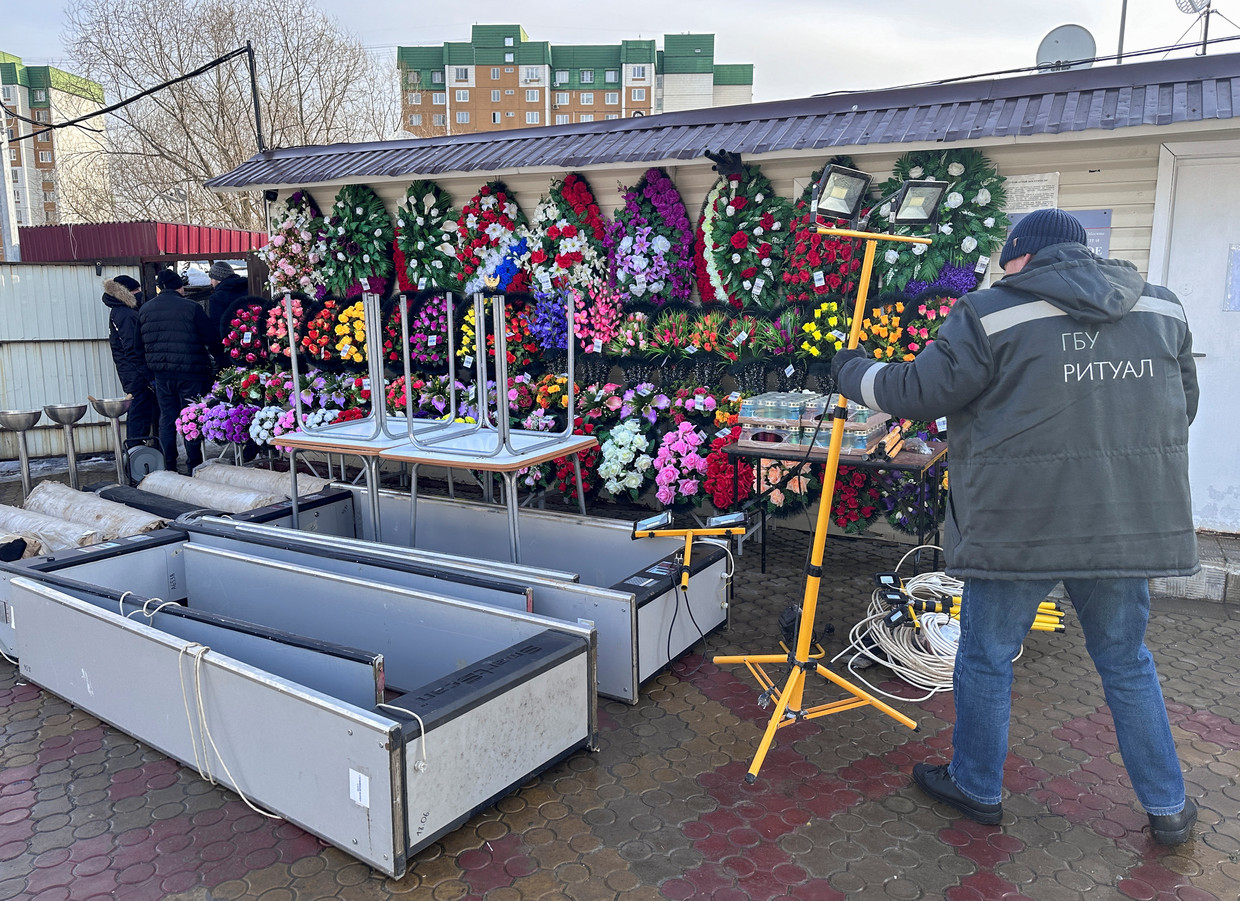 Navalny-team vreest verstoring begrafenis: ‘Poetin laat al zijn honden los’