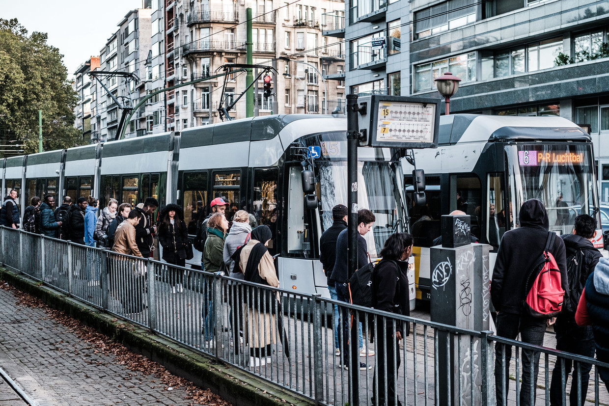 Stroompanne in Antwerpen opgelost: trams, liften en verkeerslichten doen het weer