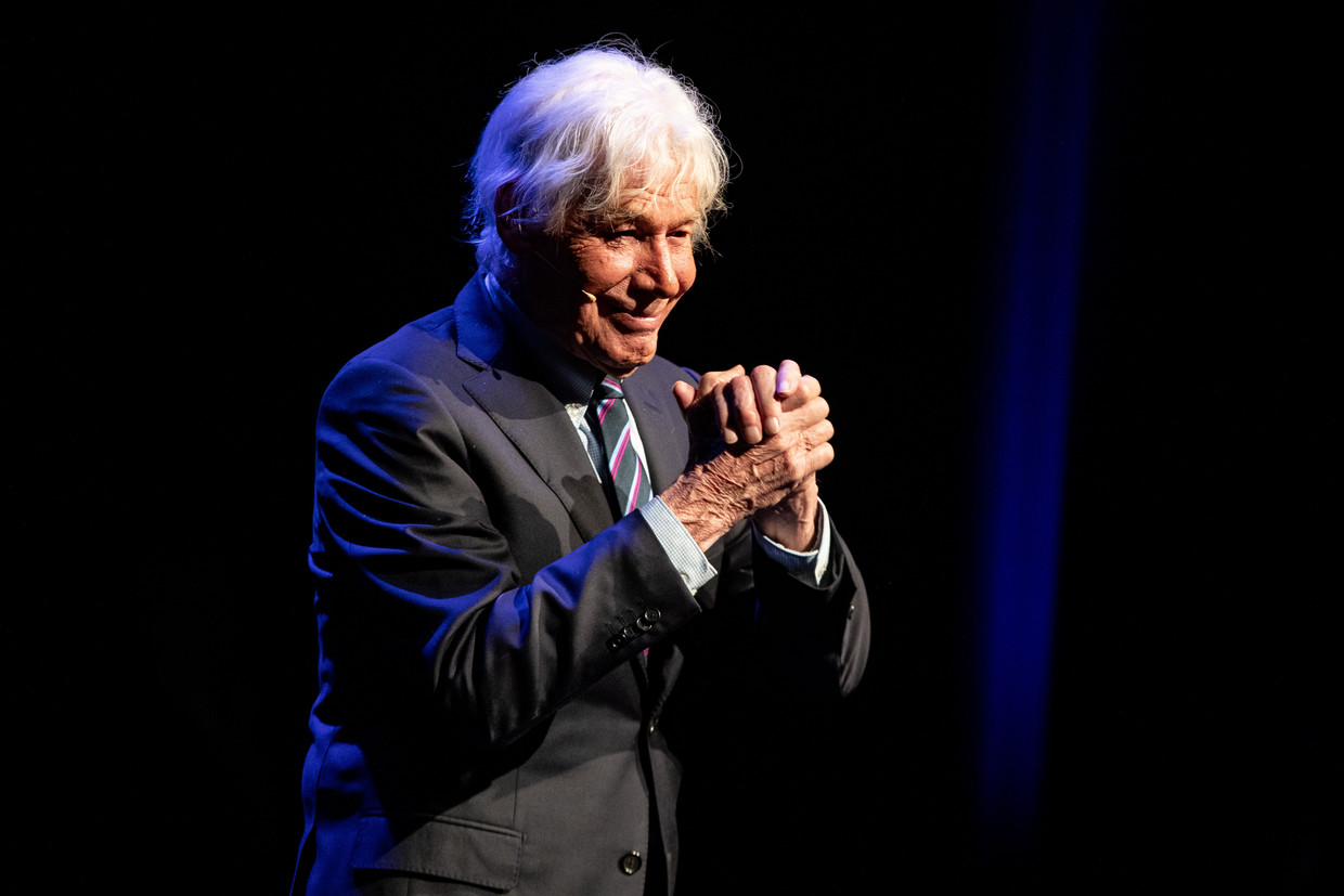 Nederlandse cabaretier Paul van Vliet op 87-jarige leeftijd overleden