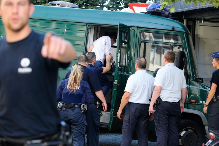 Pedofiel Pieter C. komt in alle stilte vervroegd vrij: ‘De aandacht in ...