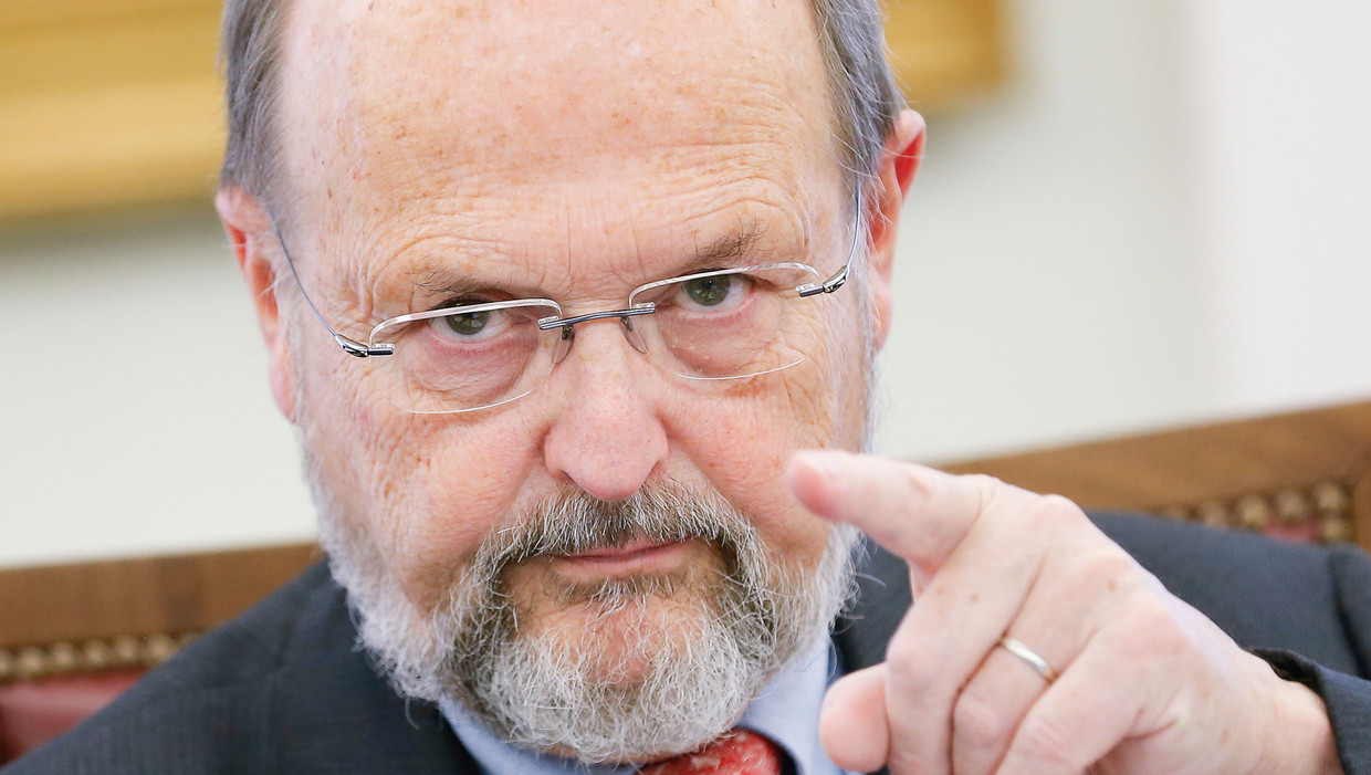 Ecolo: "Totaal gebrek aan transparantie over zitpenningen Luc Coene"