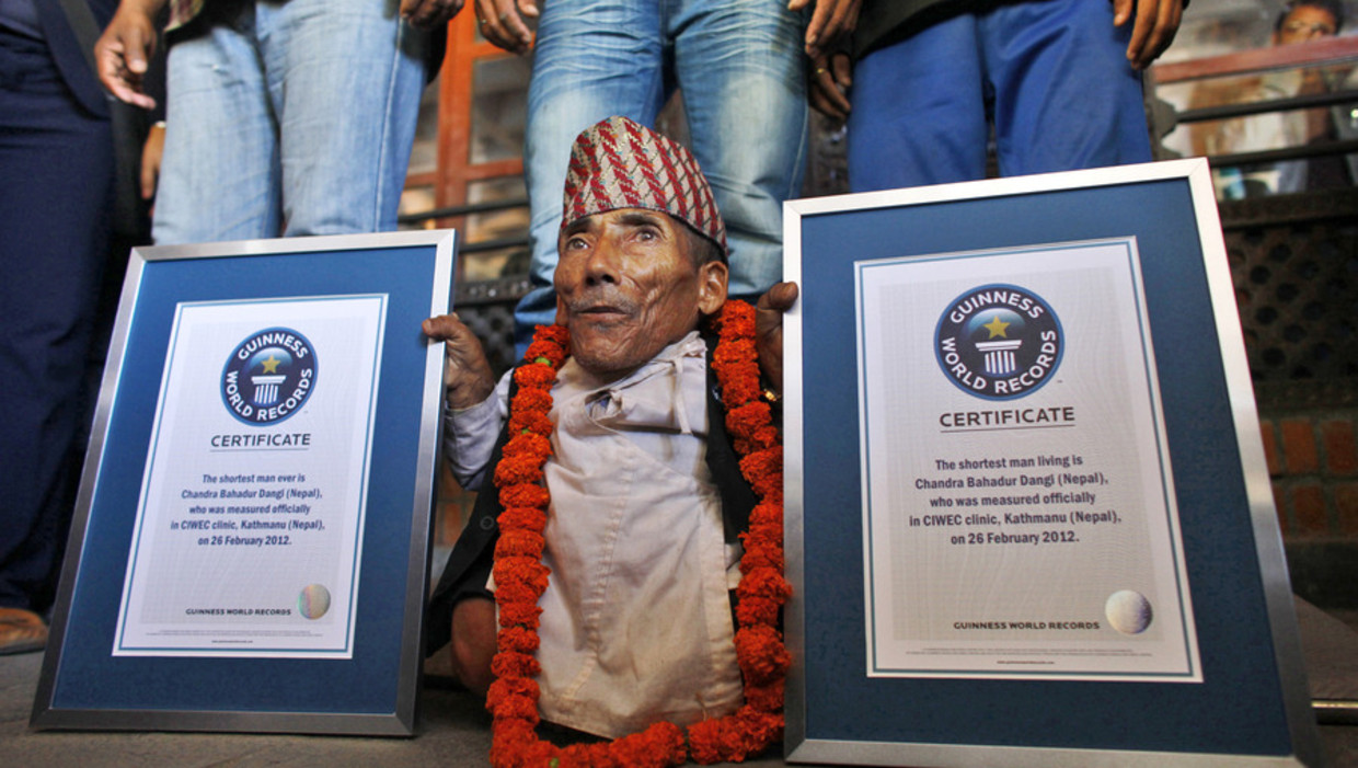 Nepalees officieel kleinste mens ter wereld | De Morgen