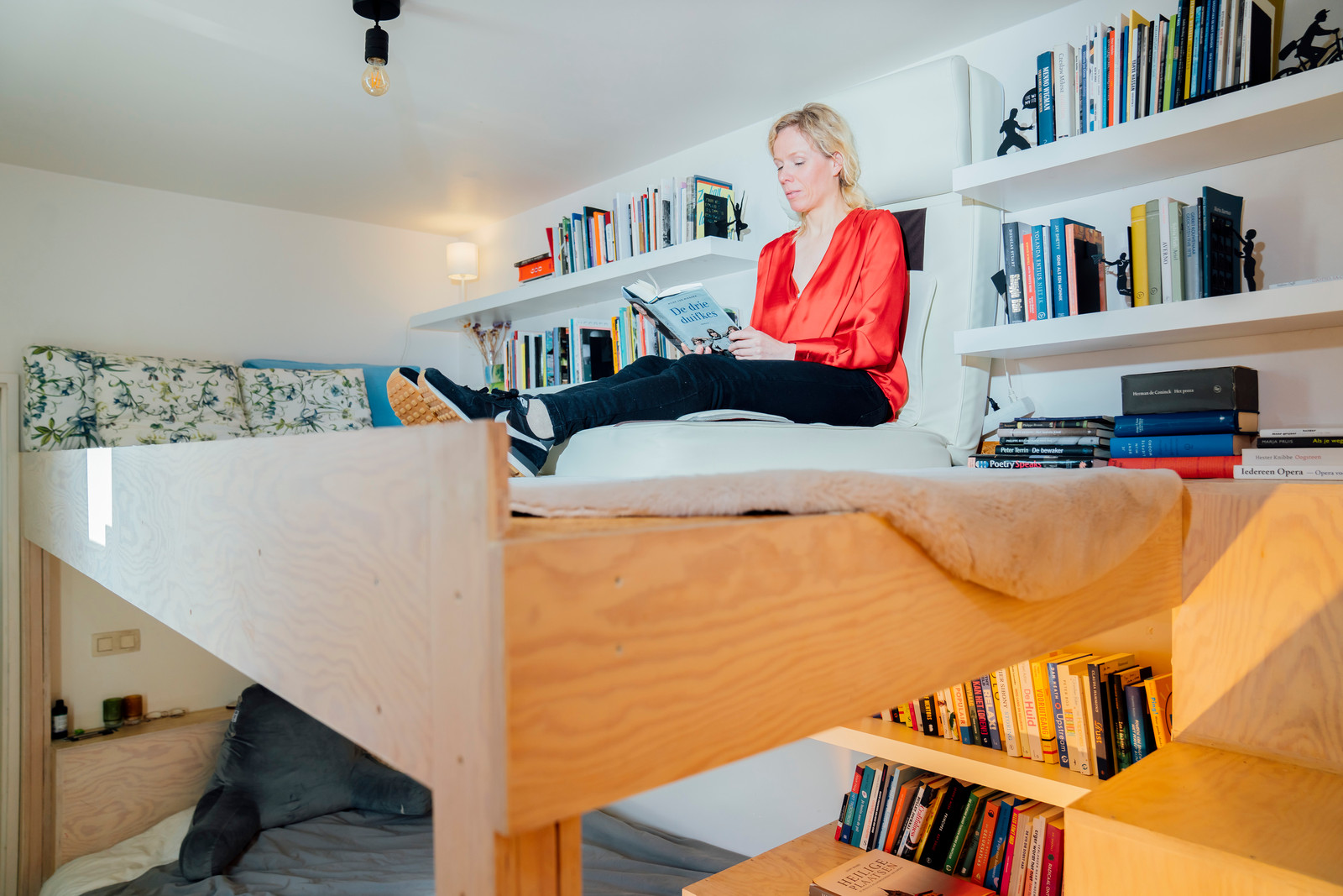 ‘Zelden was ik zo verliefd op een prozaboek’: de boekenkast van Ruth ...