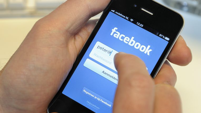 Mobiel internet streeft vaste verbindingen voorbij | De Morgen