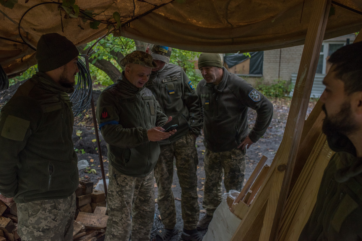 ‘Ik heb bijna medelijden met die Russische jongens’: ‘De Morgen’ ging ...