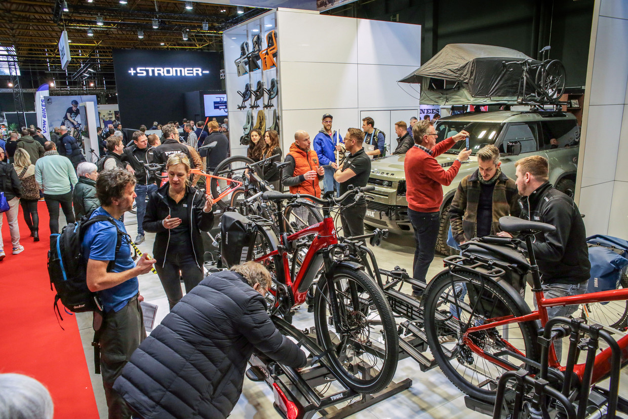 Velofollies is het feest van de fiets en zie hoe de witte man van ...