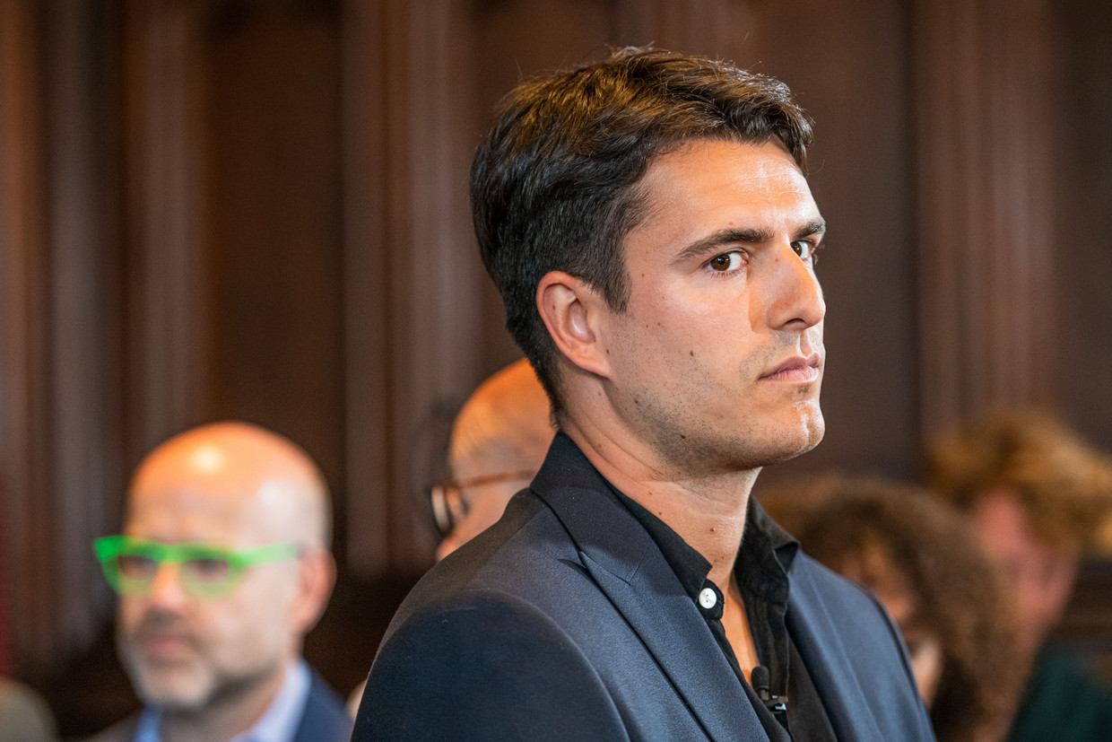 Conner Rousseau onder vuur na gelekte ernstige video | De Morgen