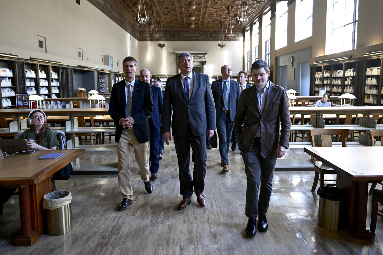 Met Jan Jambon door de VS: ‘Samenwerken met Vlaams Belang wordt heel ...