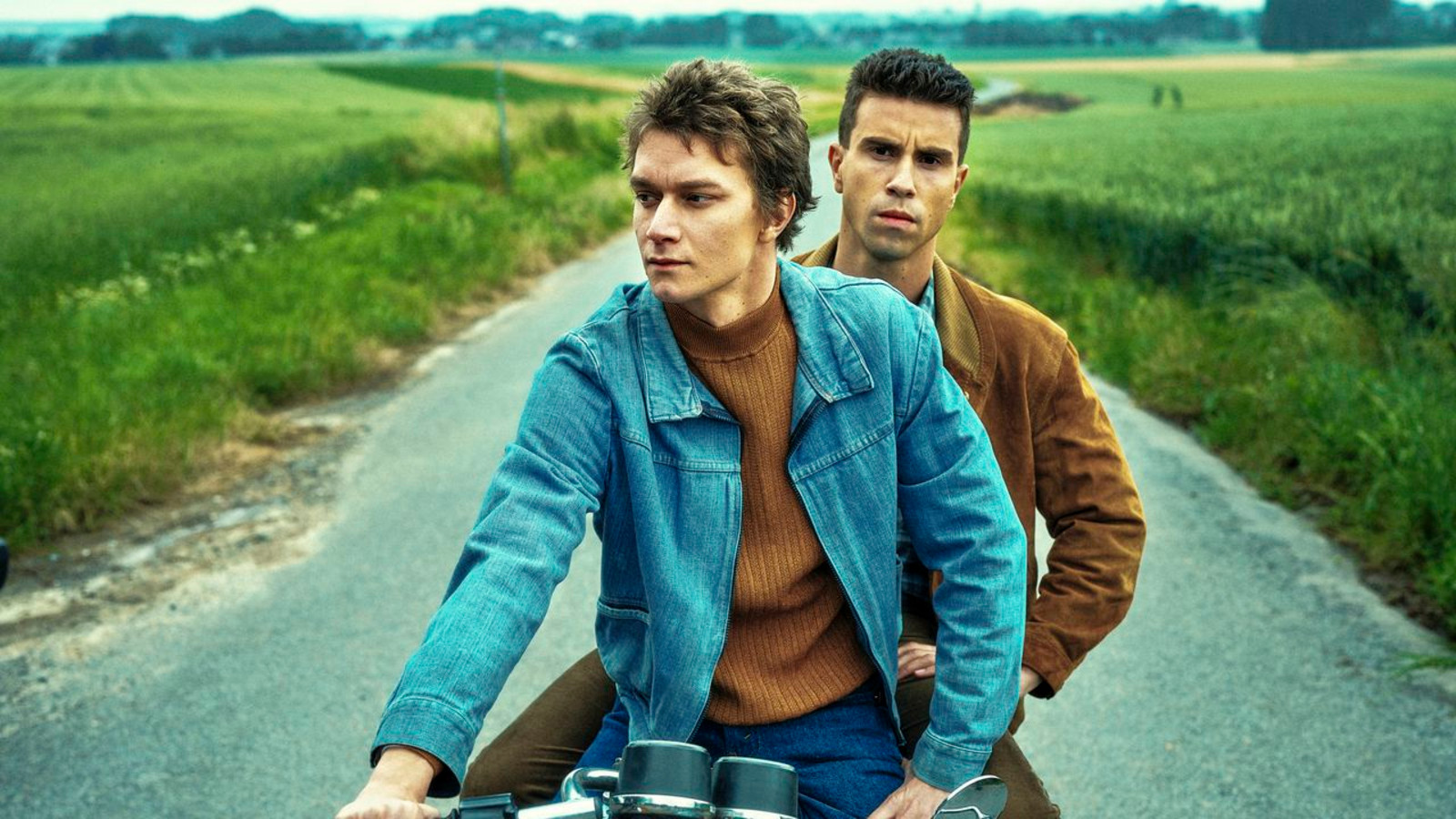 In de series van 2023 duiken we in een donkere geschiedenis, een droef ...