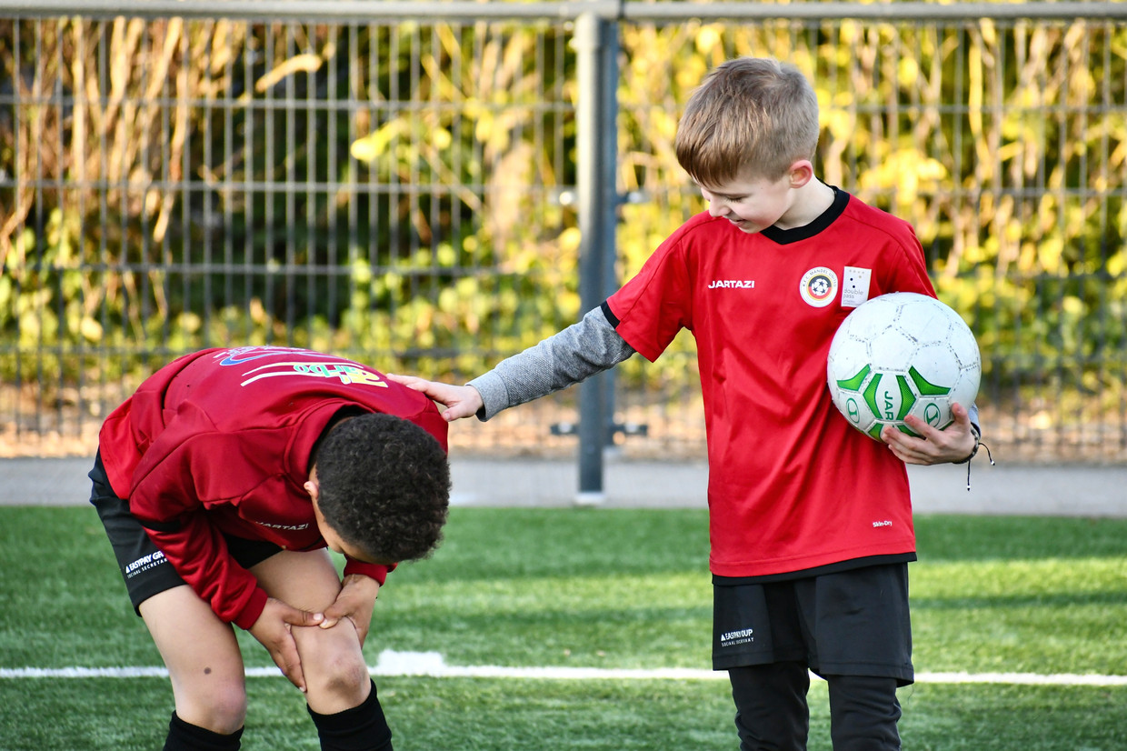 ‘We willen de sportiviteit bevorderen’: Voetbal Vlaanderen voert fair ...
