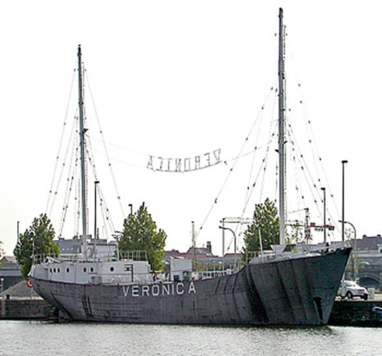 Zendschip Radio Veronica nog steeds in Antwerpen | De Morgen