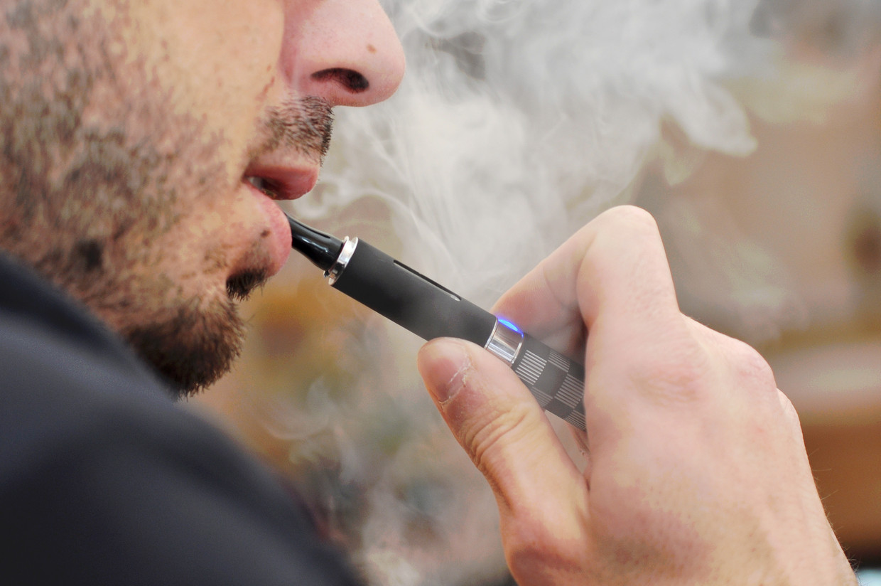 Australië verbiedt als eerste land recreatief vapen: ‘Geen nieuwe ...